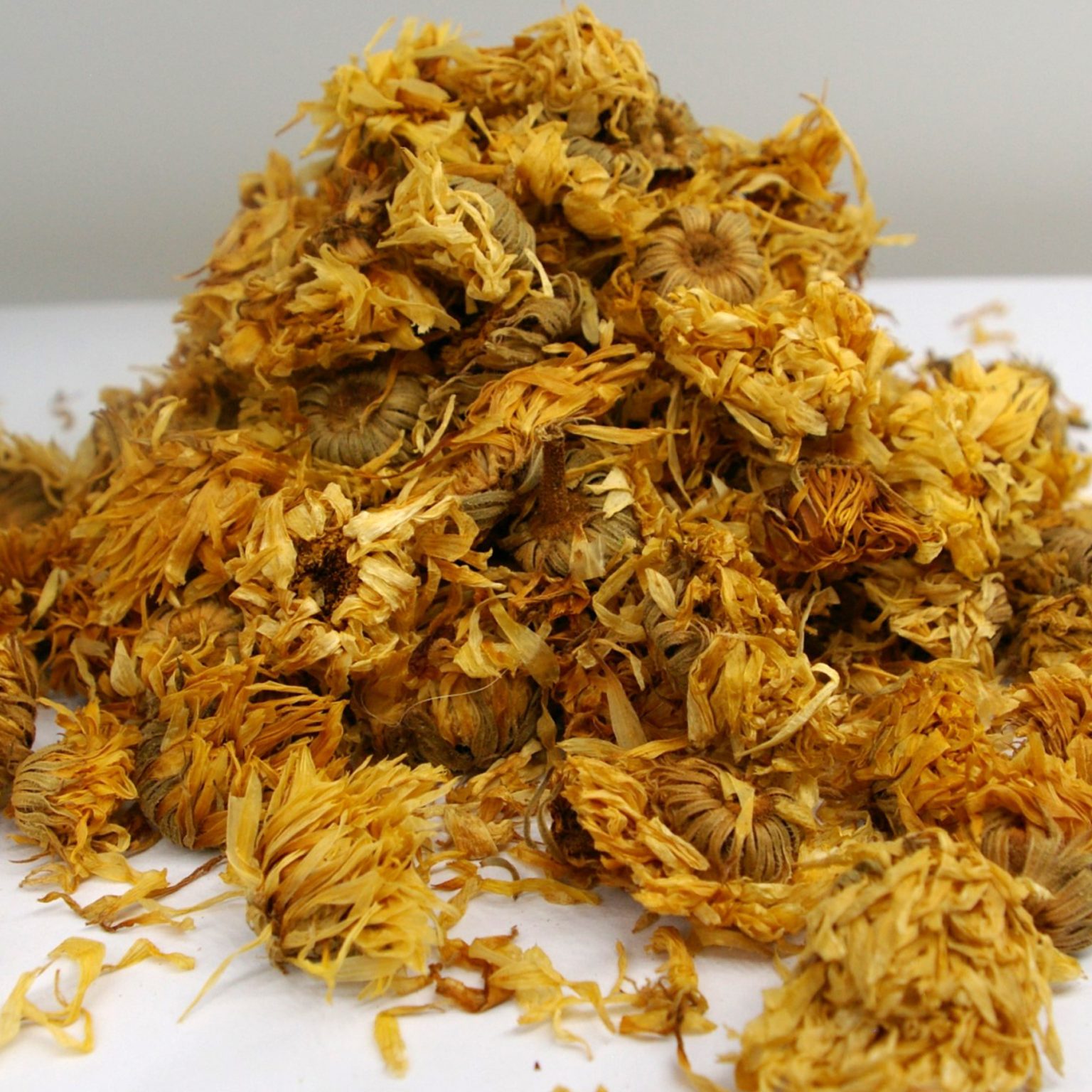 Yarrow Tea (Achillea Millefolium) - Online Tea Shop - Herb Valley